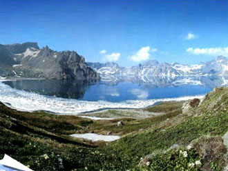 Mt Baekdu Volcano Becomes Focus of New Korea Talks | Asian American Goldsea